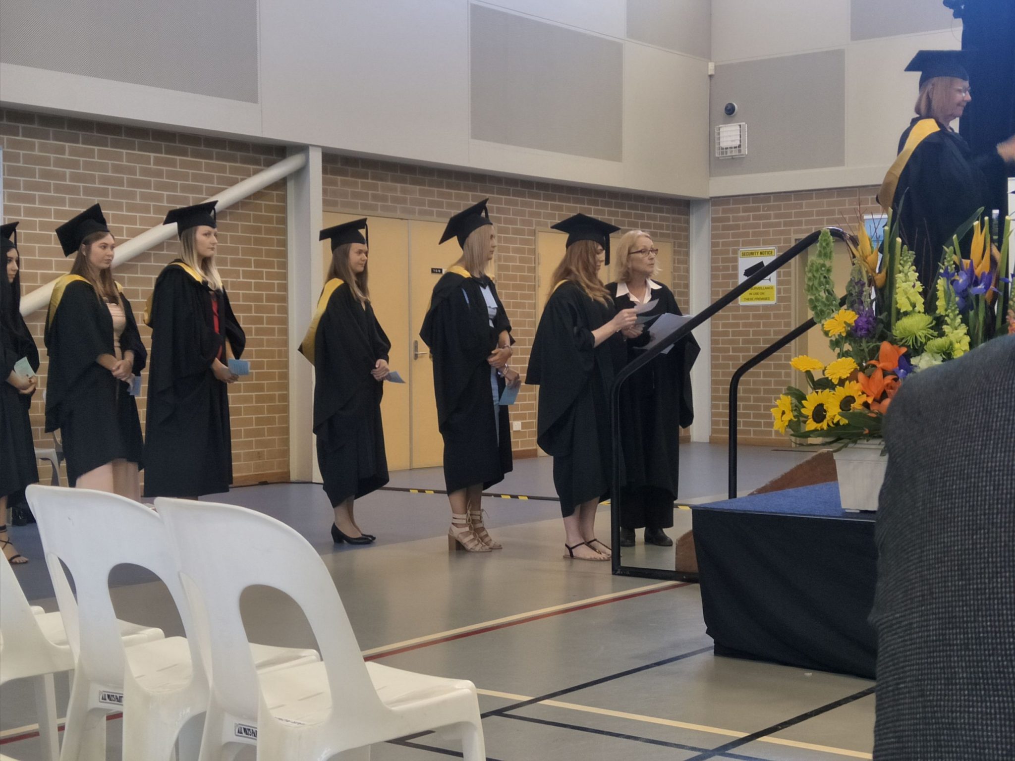 Graduation Dress Code: A Guide – Charlie | Your Student Blog